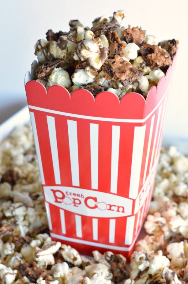 Gourmet Popcorn Recipes for Movie Night - A Night Owl Blog
