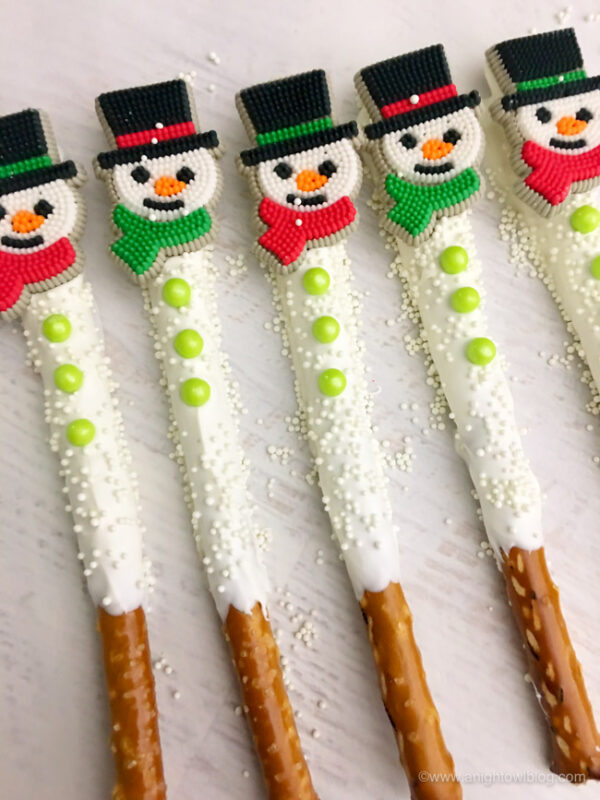 Pretzel Rod Snowman Treats - A Night Owl Blog